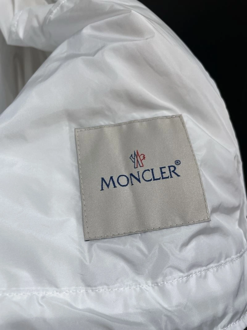 Official Moncler Outwear