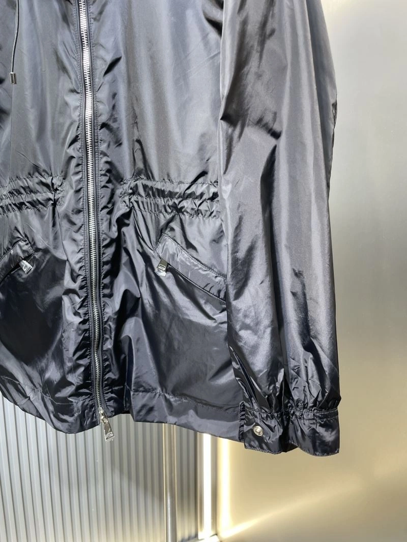 Reasonably priced Moncler Outwear