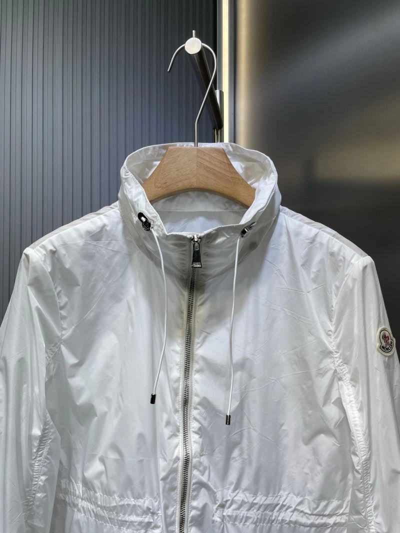Discounted Moncler Outwear