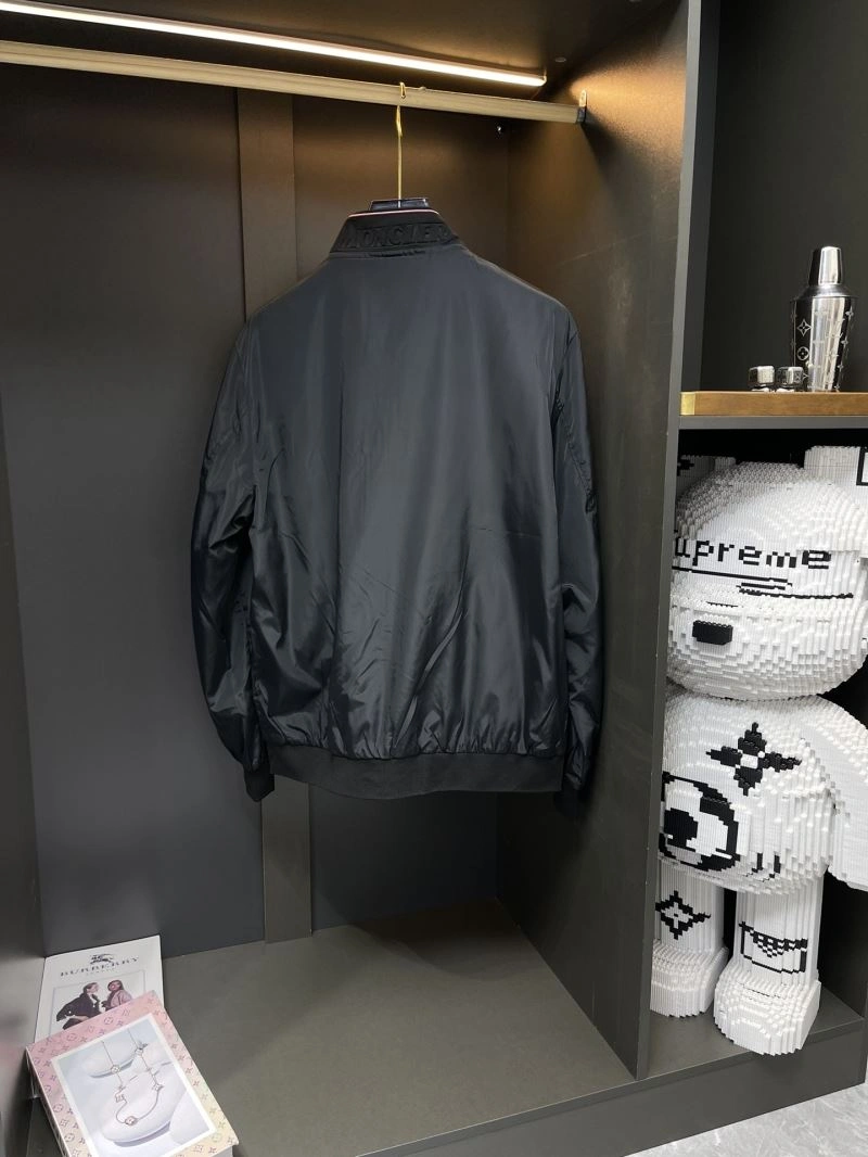 Accurate model Moncler Outwear