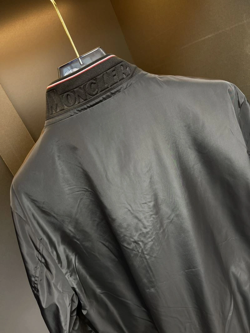 Accurate model Moncler Outwear