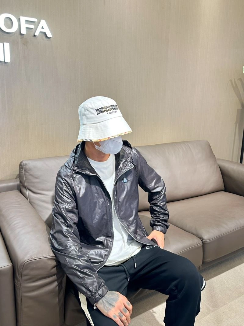 Low-cost Moncler Outwear