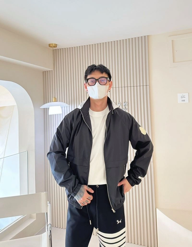 Exact replica Moncler Outwear