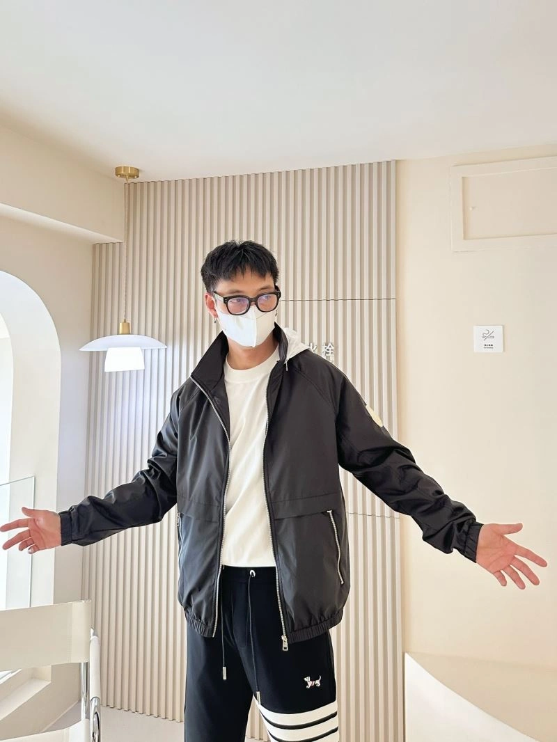 Exact replica Moncler Outwear