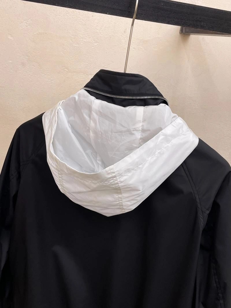 Bargain Moncler Outwear