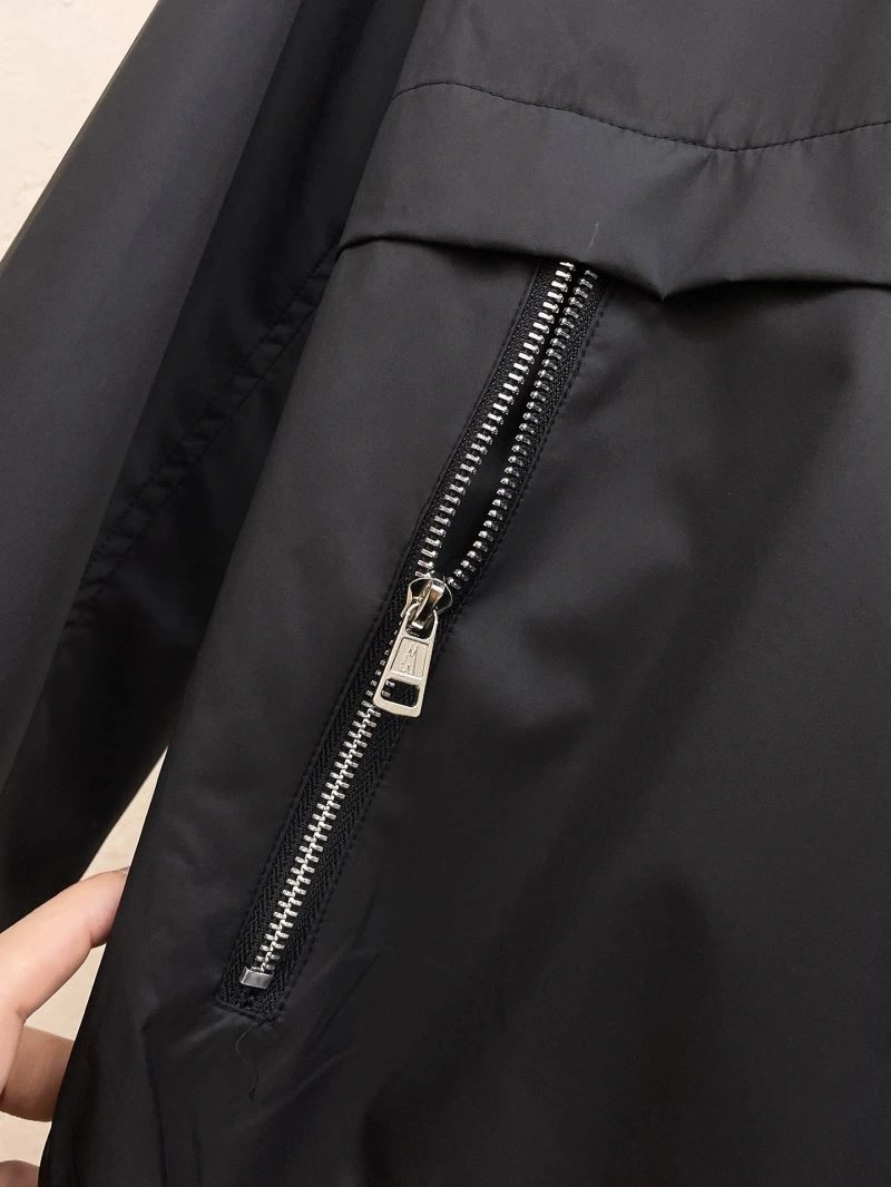 Bargain Moncler Outwear