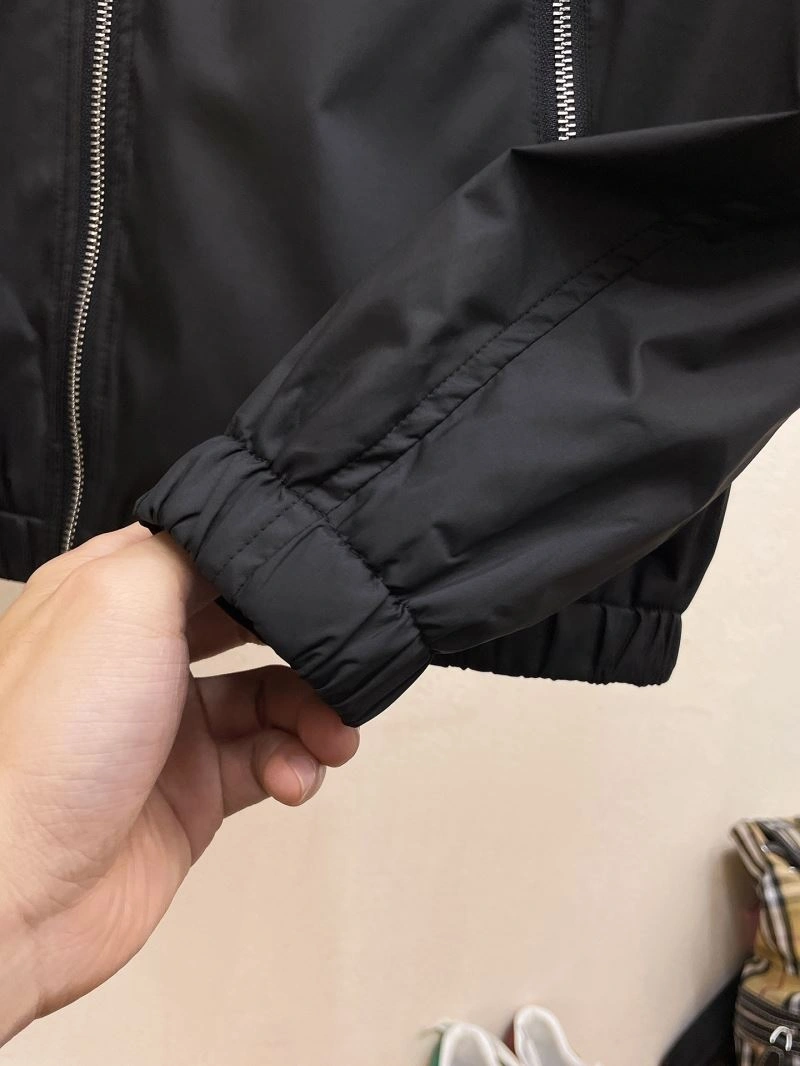 Bargain Moncler Outwear