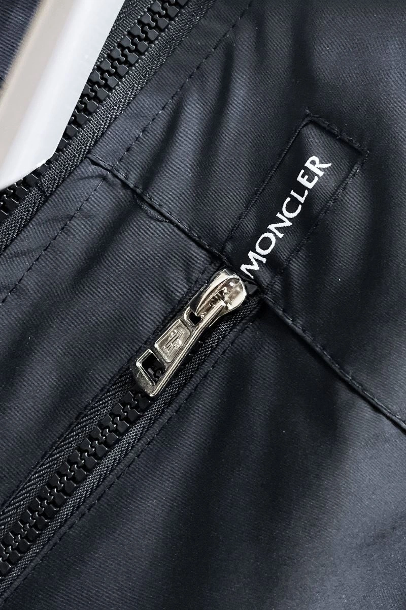 Top match Moncler Outwear