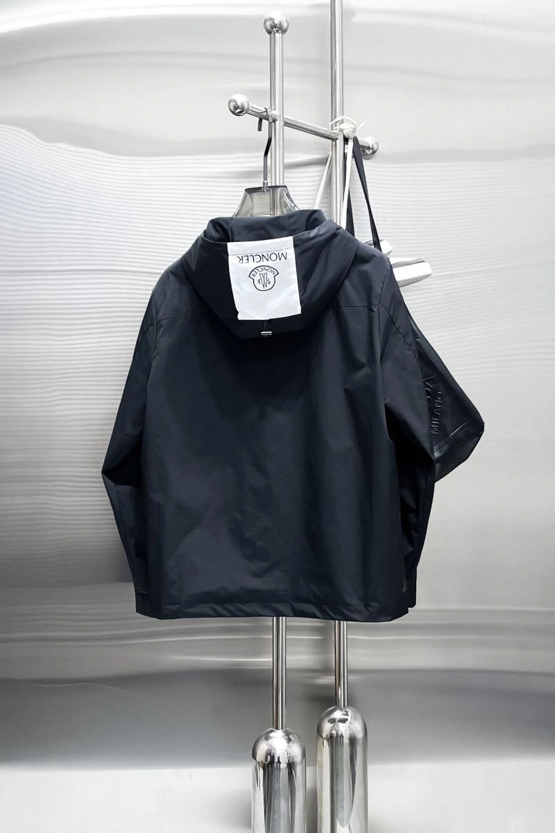 Top match Moncler Outwear