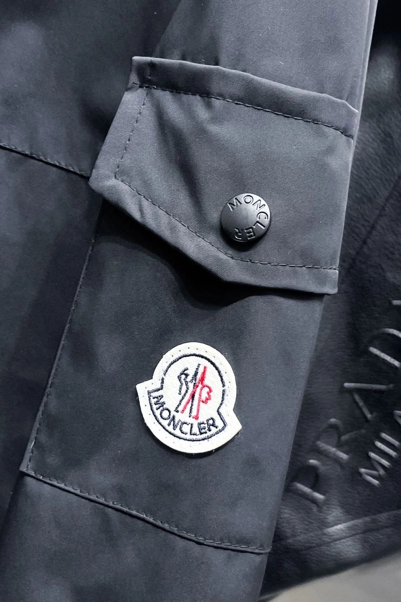 Top match Moncler Outwear