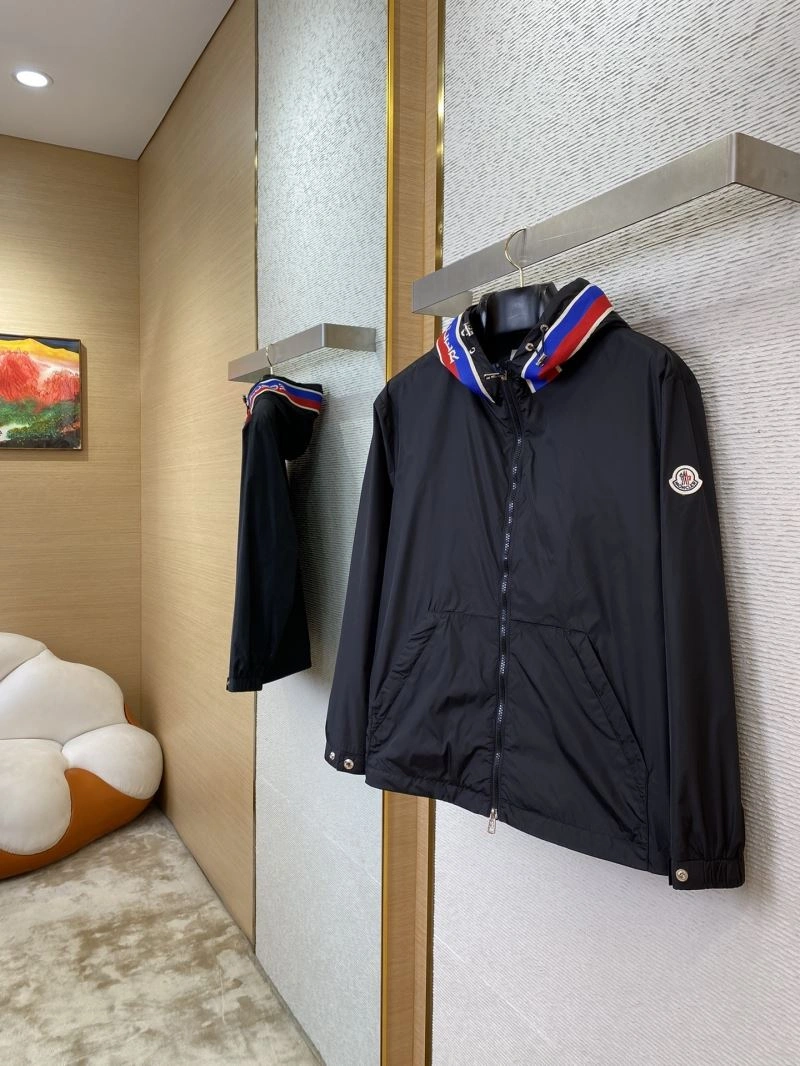 Brand-original Moncler Outwear