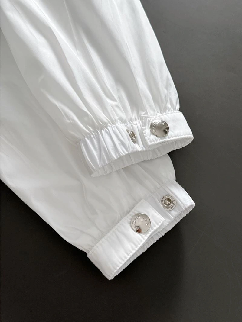 Low-cost Moncler Outwear