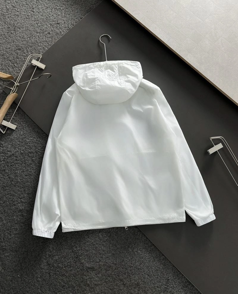 Low-cost Moncler Outwear