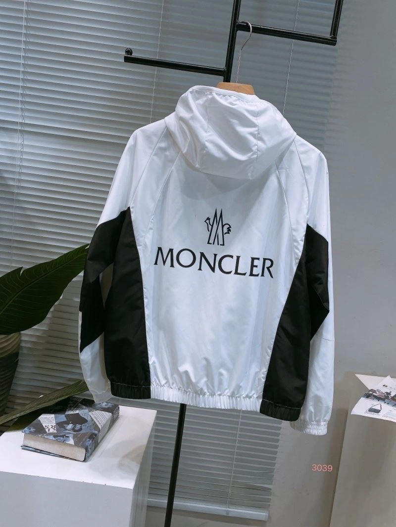 Discounted Moncler Outwear