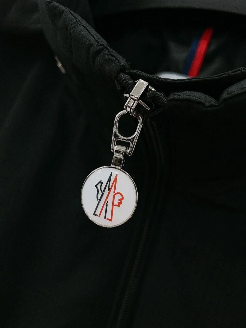 Low-cost Moncler Outwear