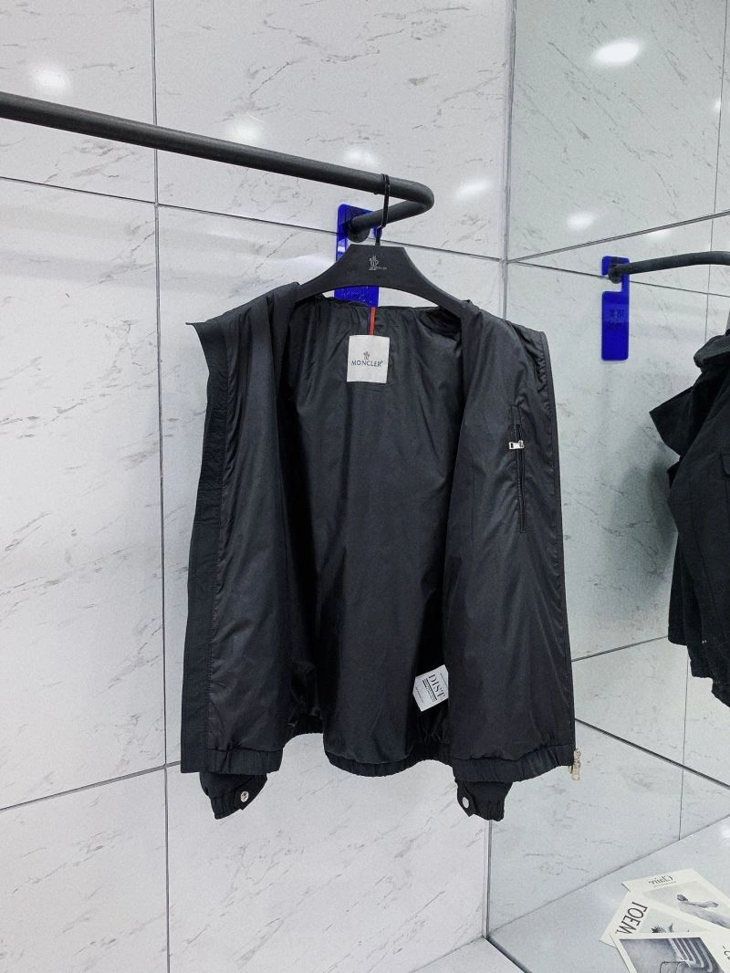 Low-cost Moncler Outwear