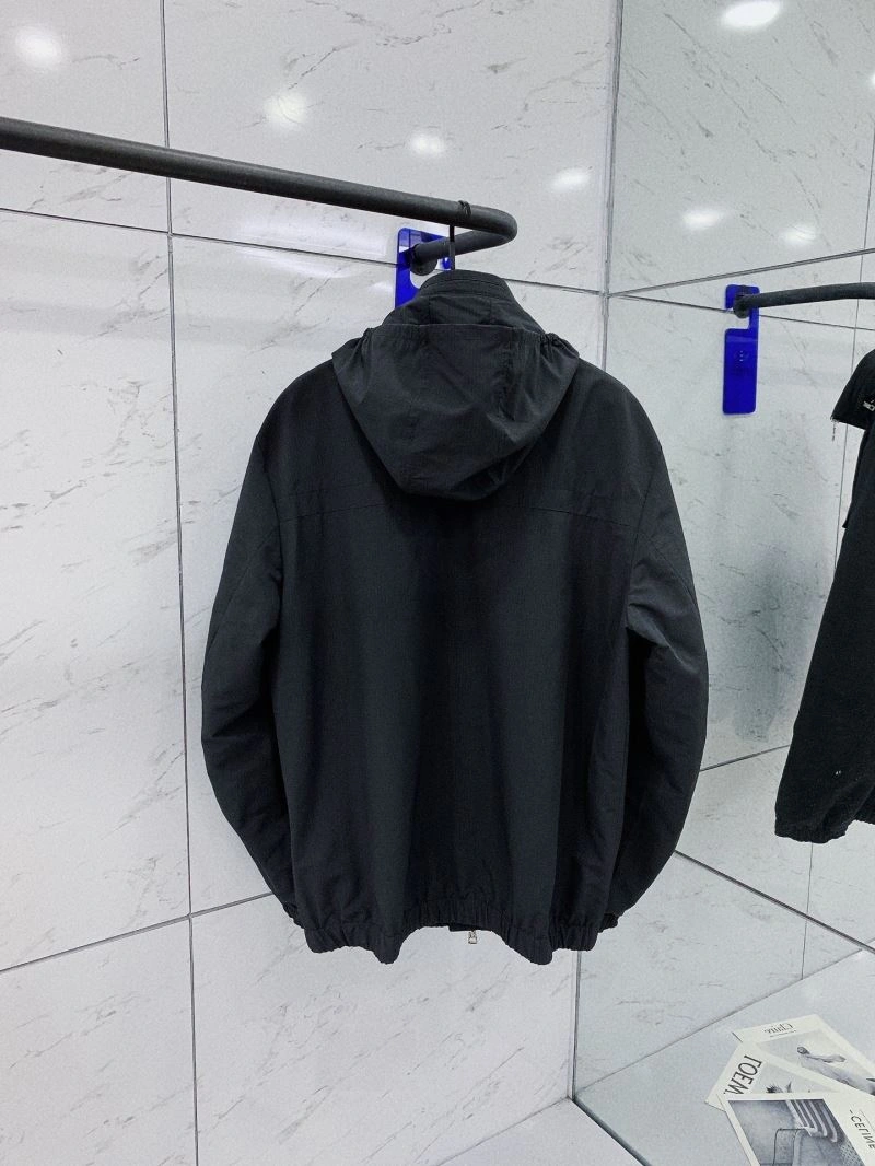 Low-cost Moncler Outwear