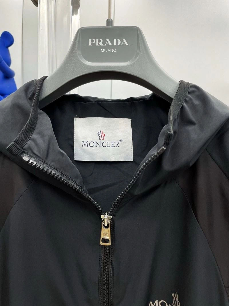 Legit Moncler Outwear