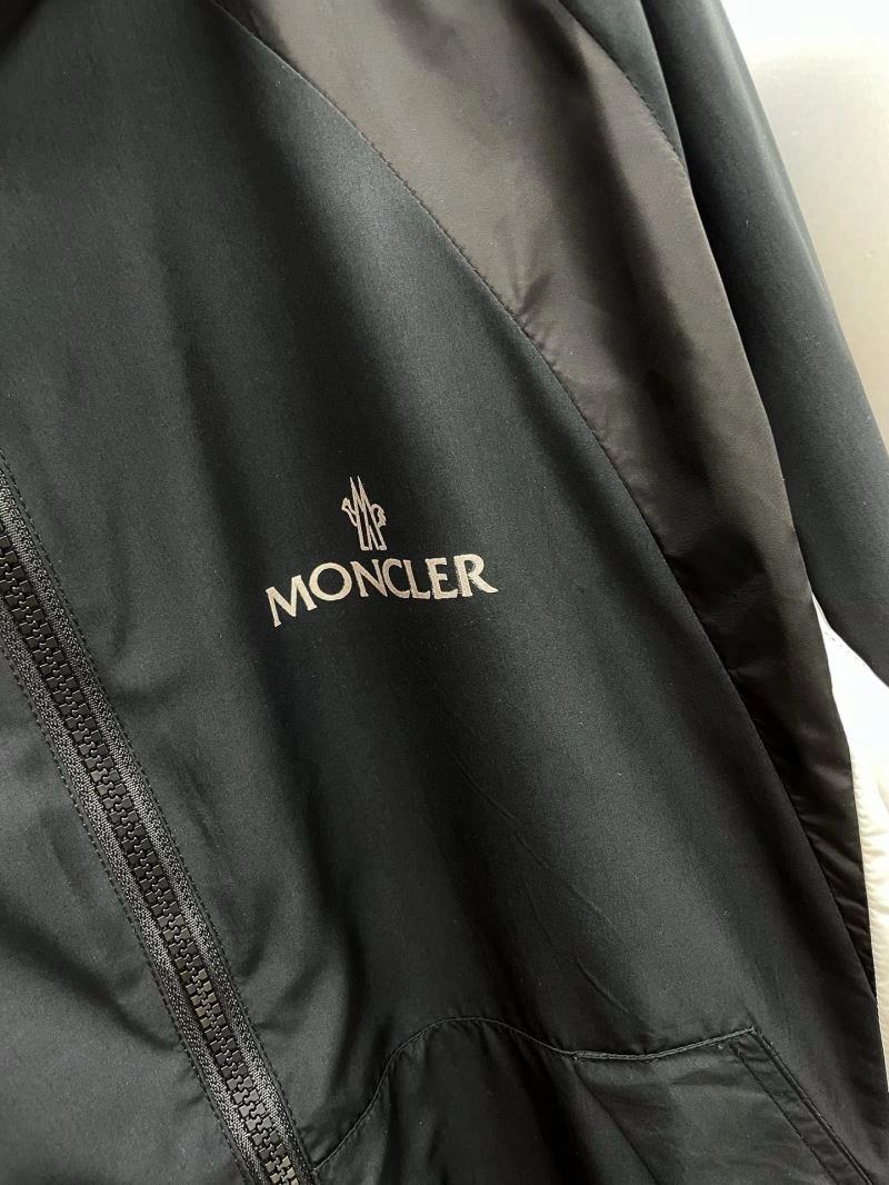 Legit Moncler Outwear
