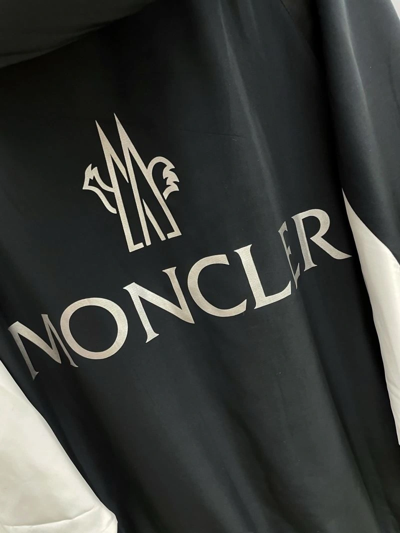 Legit Moncler Outwear