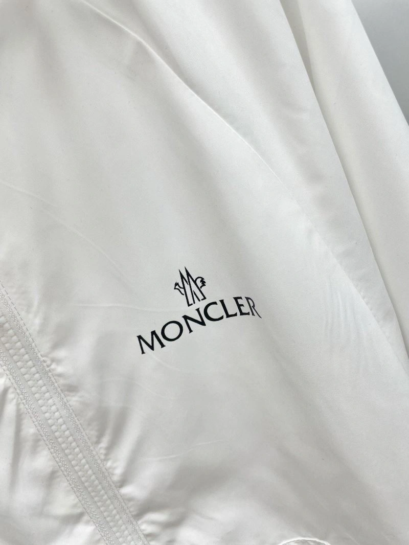 Accurate model Moncler Outwear
