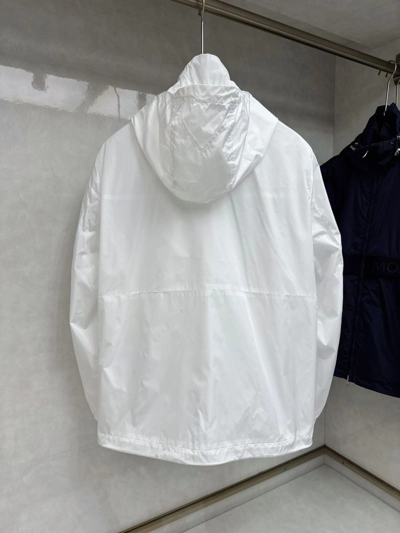 Legit Moncler Outwear