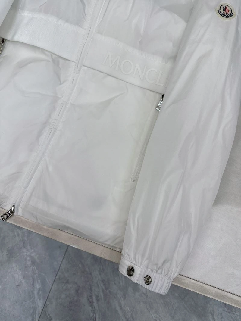 Legit Moncler Outwear