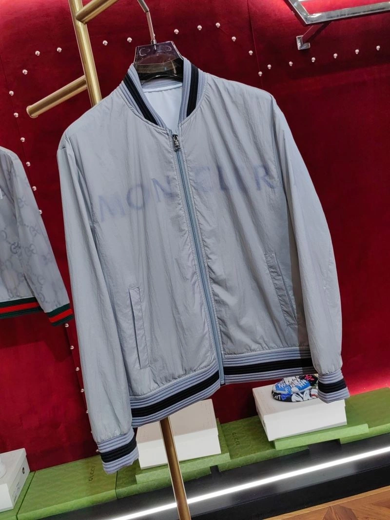 Accurate model Moncler Outwear