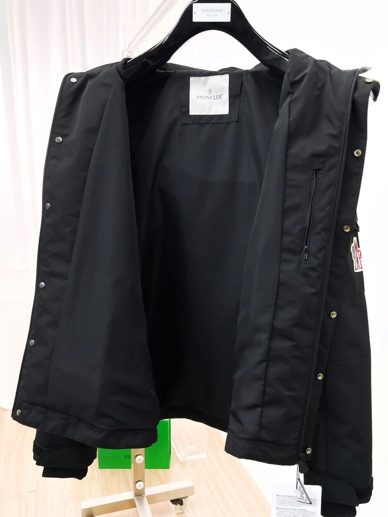 Official Moncler Outwear