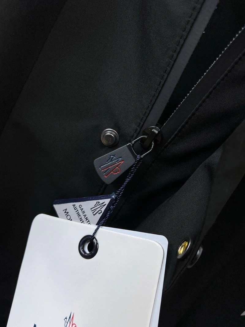 Official Moncler Outwear