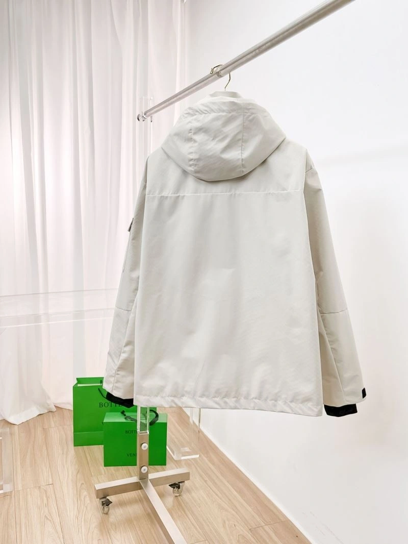 Legit Moncler Outwear