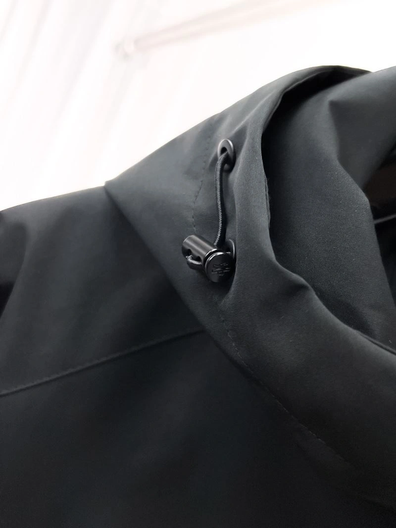 High accuracy Moncler Outwear