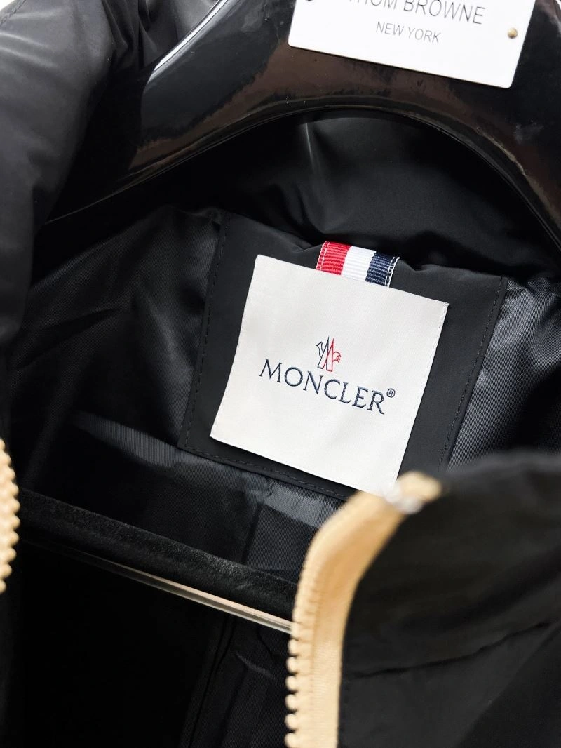 Accurate model Moncler Outwear