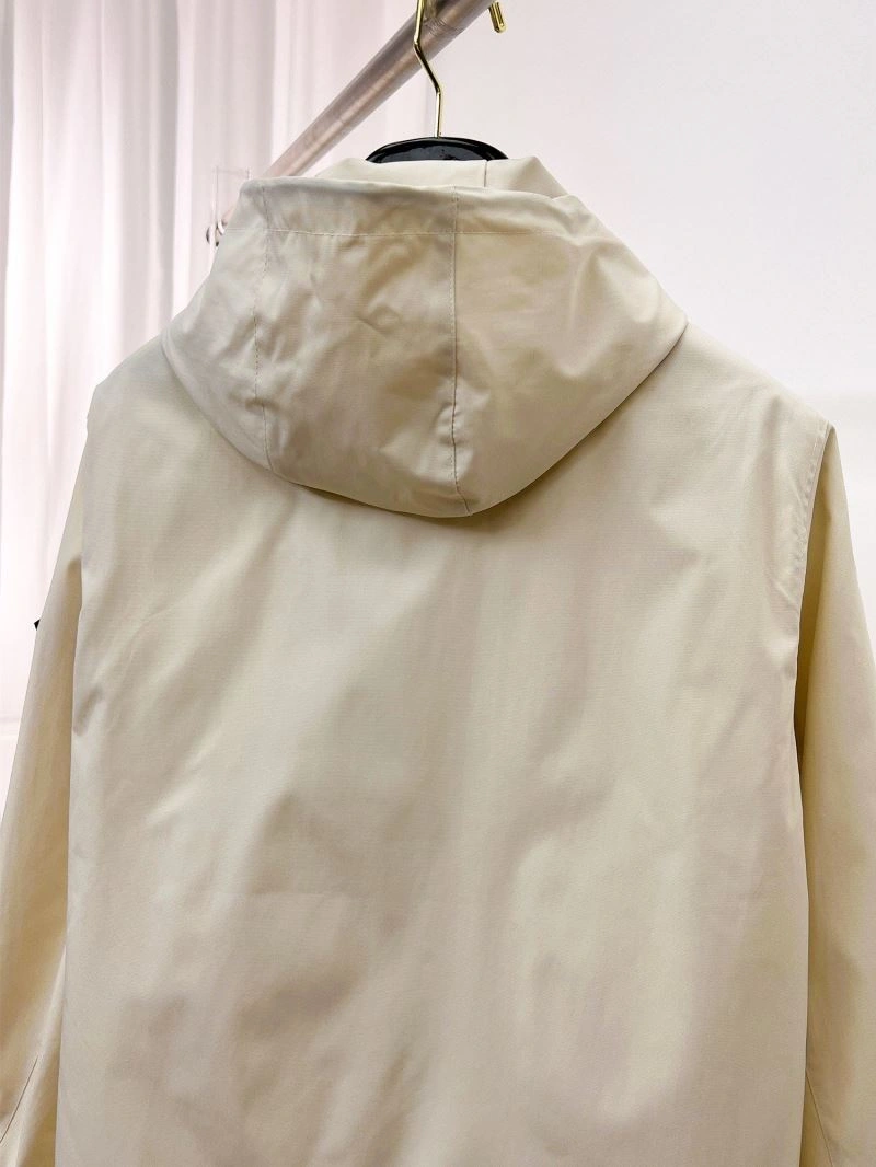 Bargain Moncler Outwear