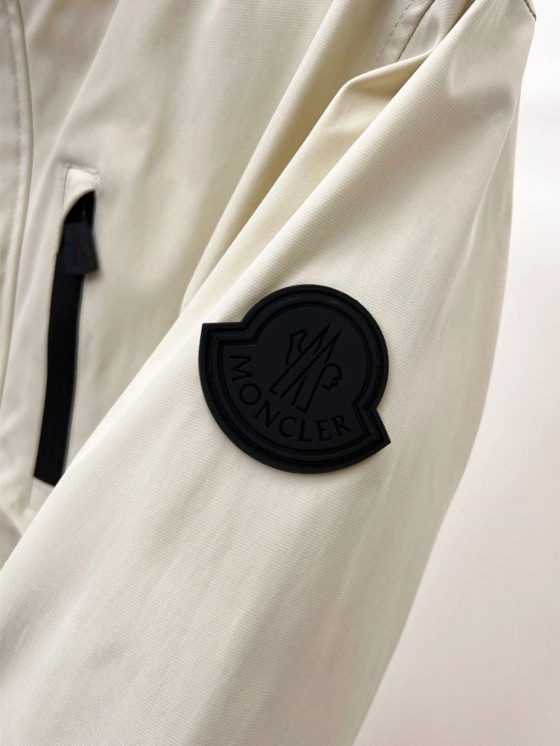 Bargain Moncler Outwear