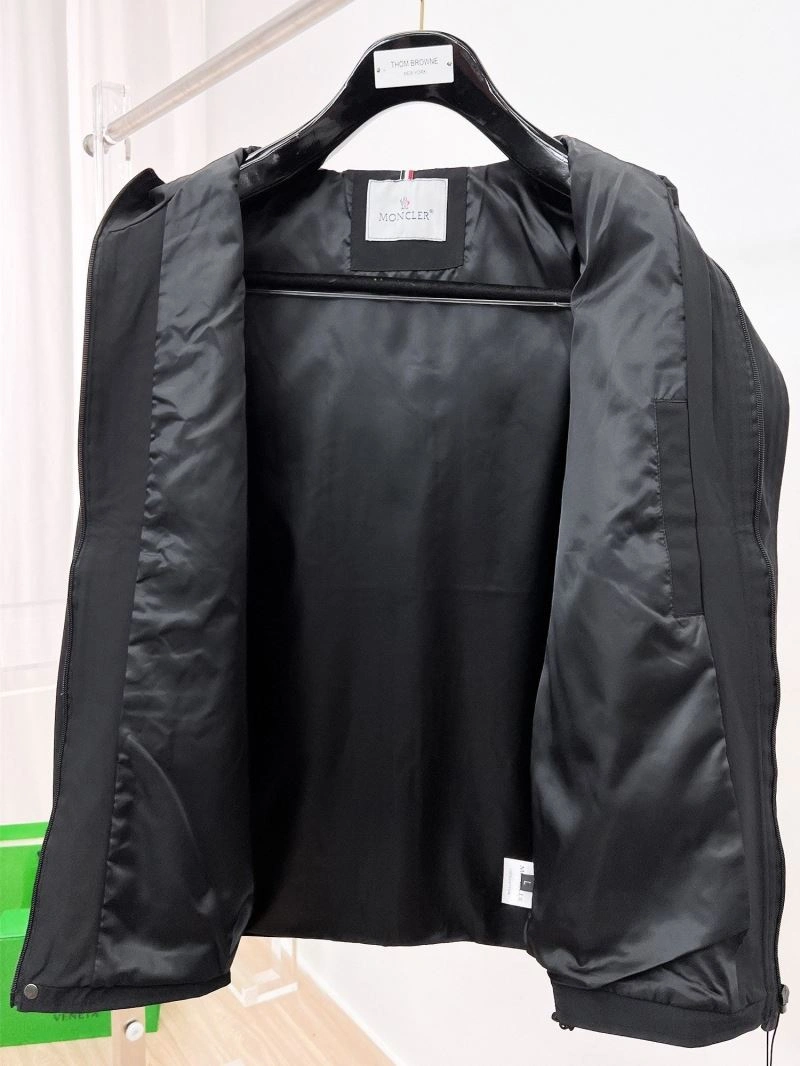 Bargain Moncler Outwear