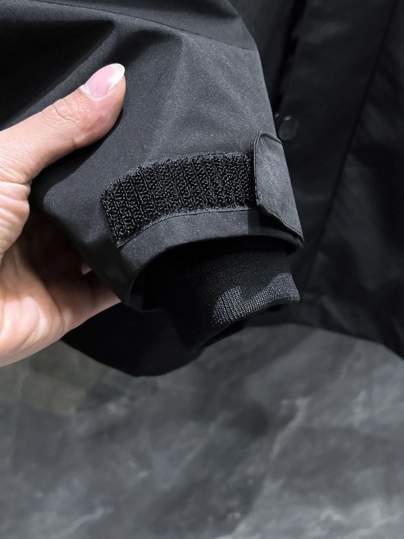 Low-cost Moncler Outwear