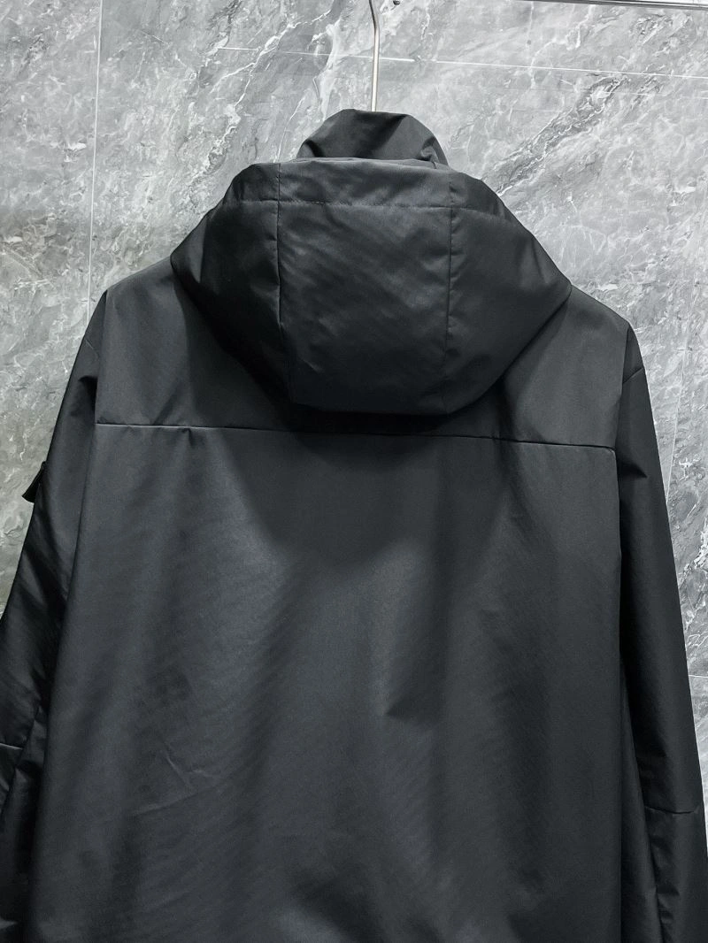 Low-cost Moncler Outwear