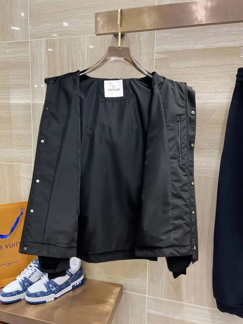 Low-cost Moncler Outwear