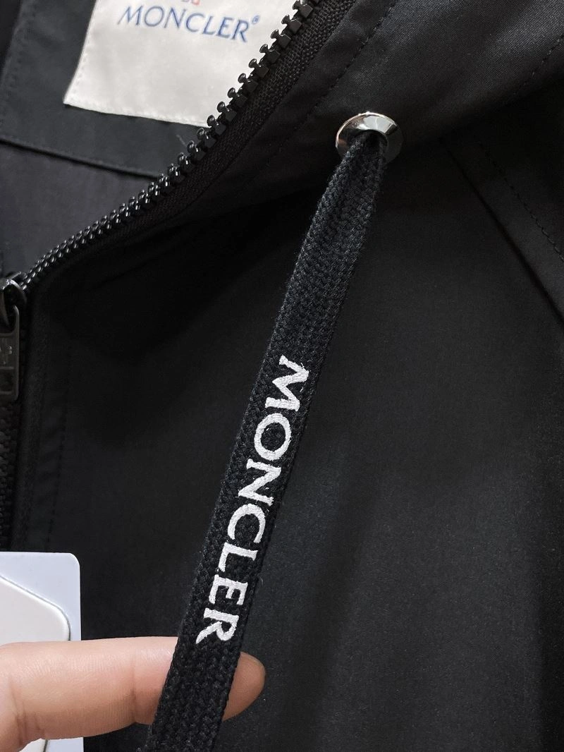 Legit Moncler Outwear