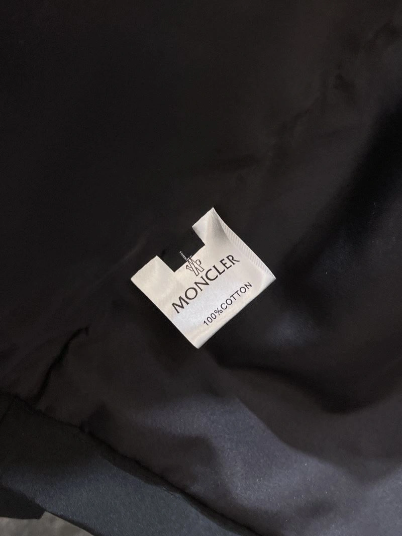 Legit Moncler Outwear