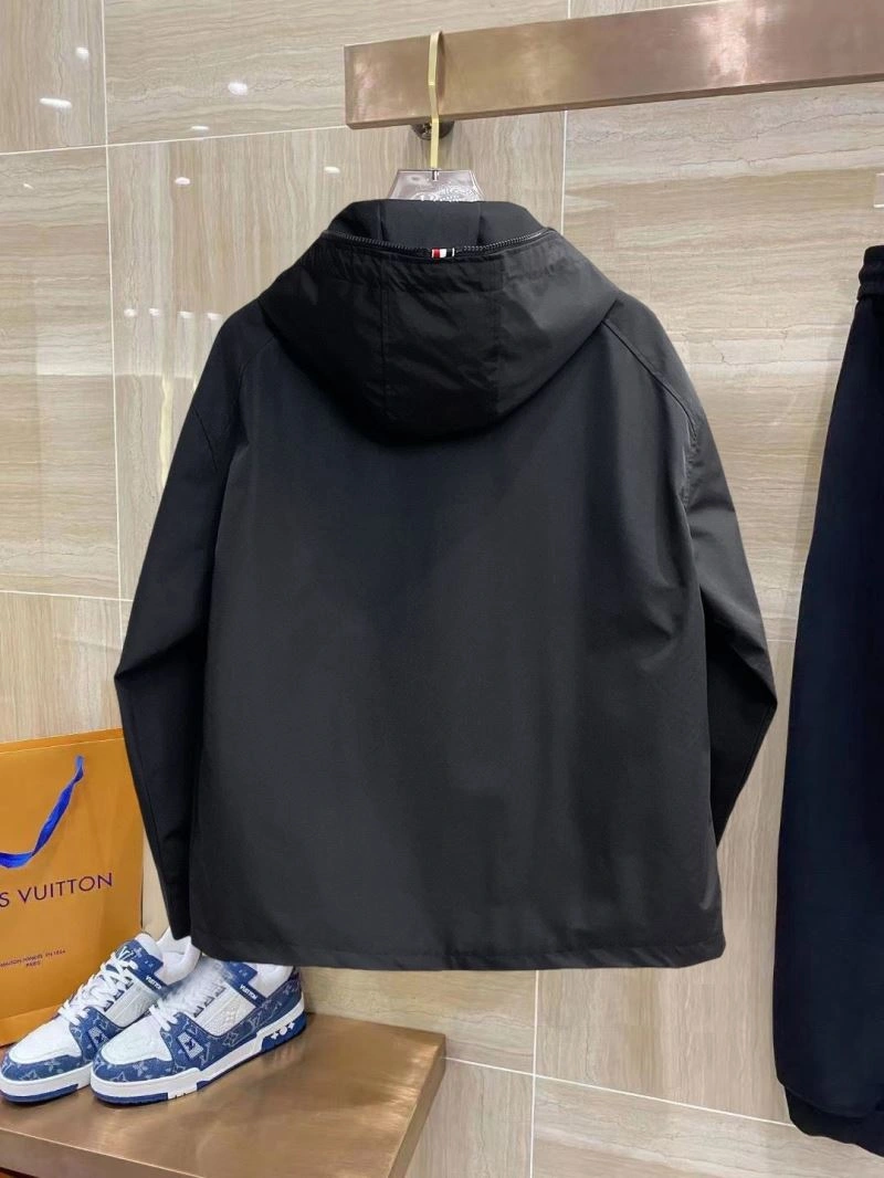 Legit Moncler Outwear
