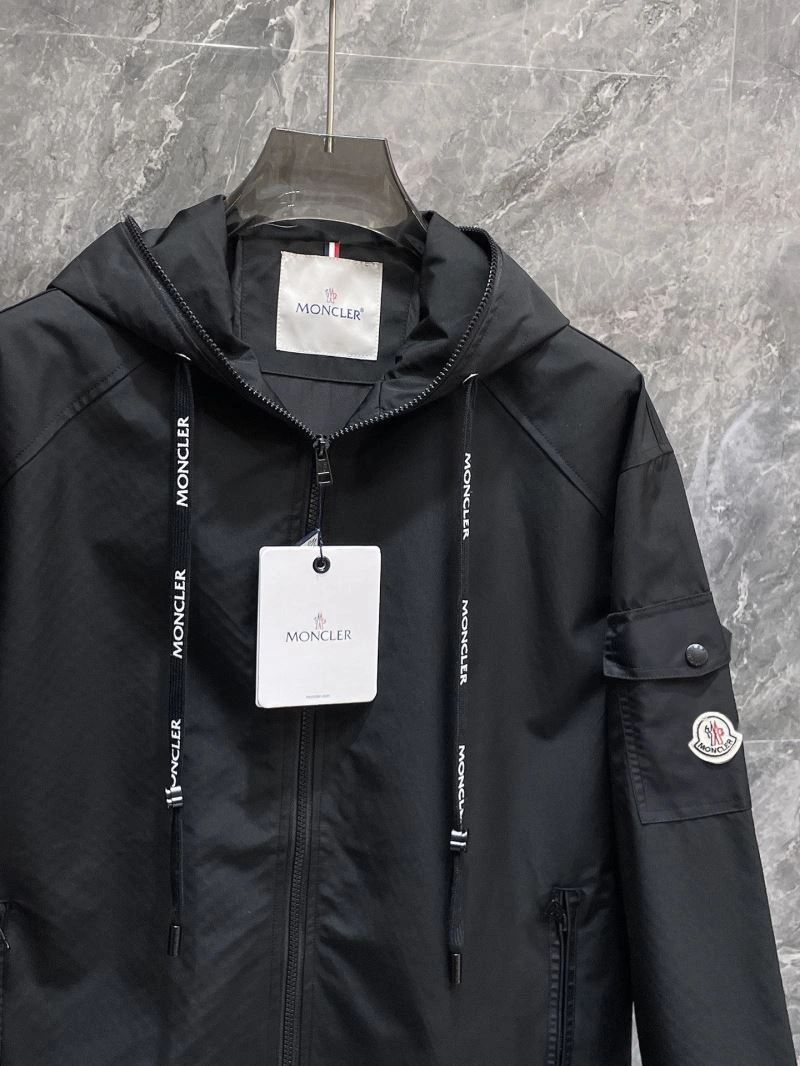 Legit Moncler Outwear