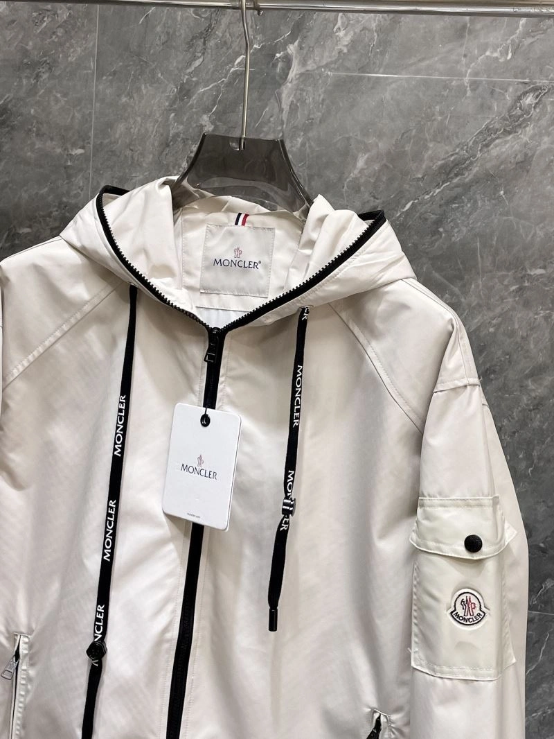 Inexpensive Moncler Outwear