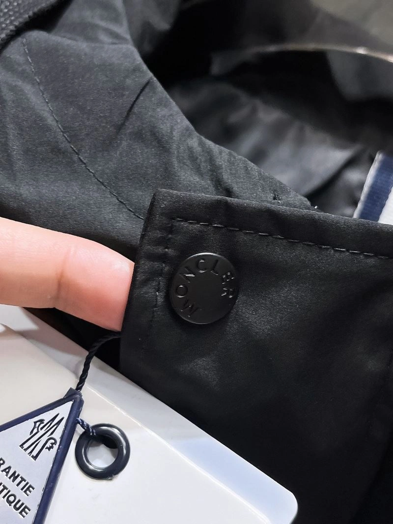Low-cost Moncler Outwear