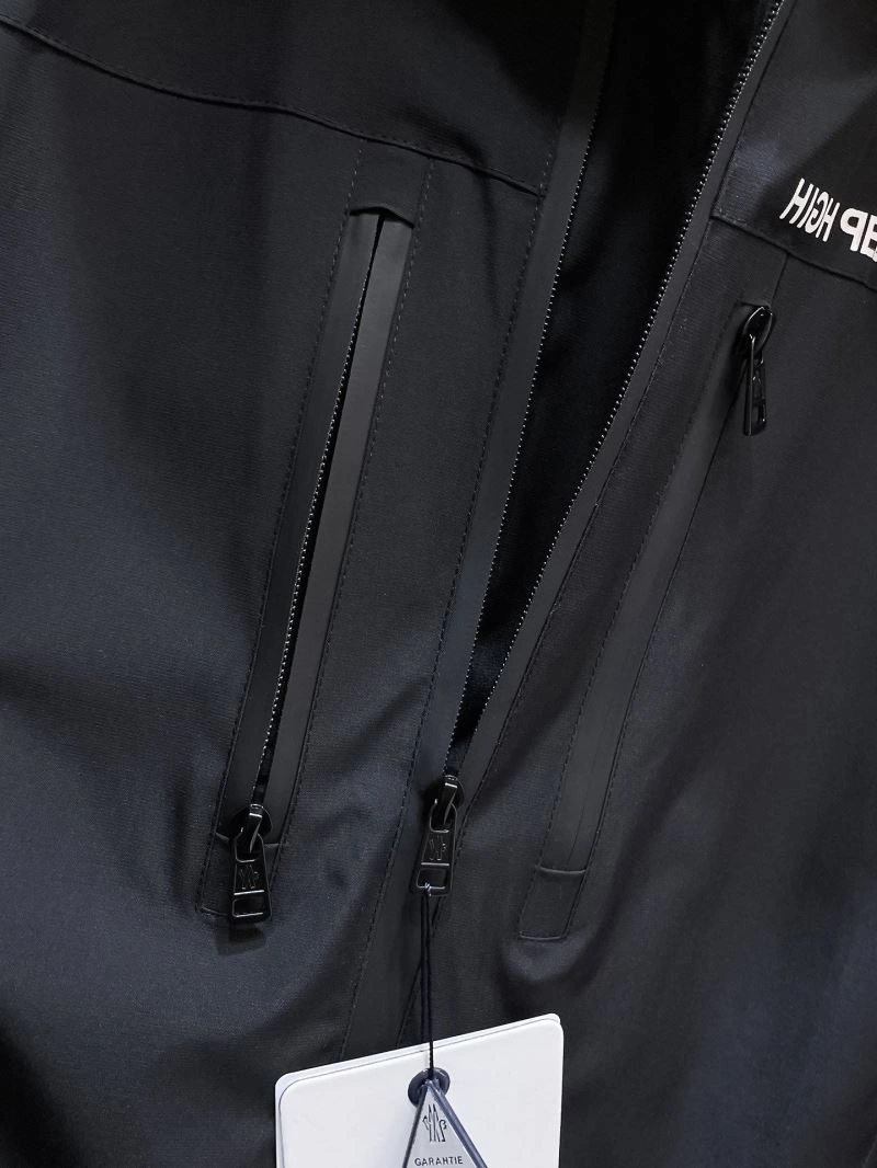Official Moncler Outwear