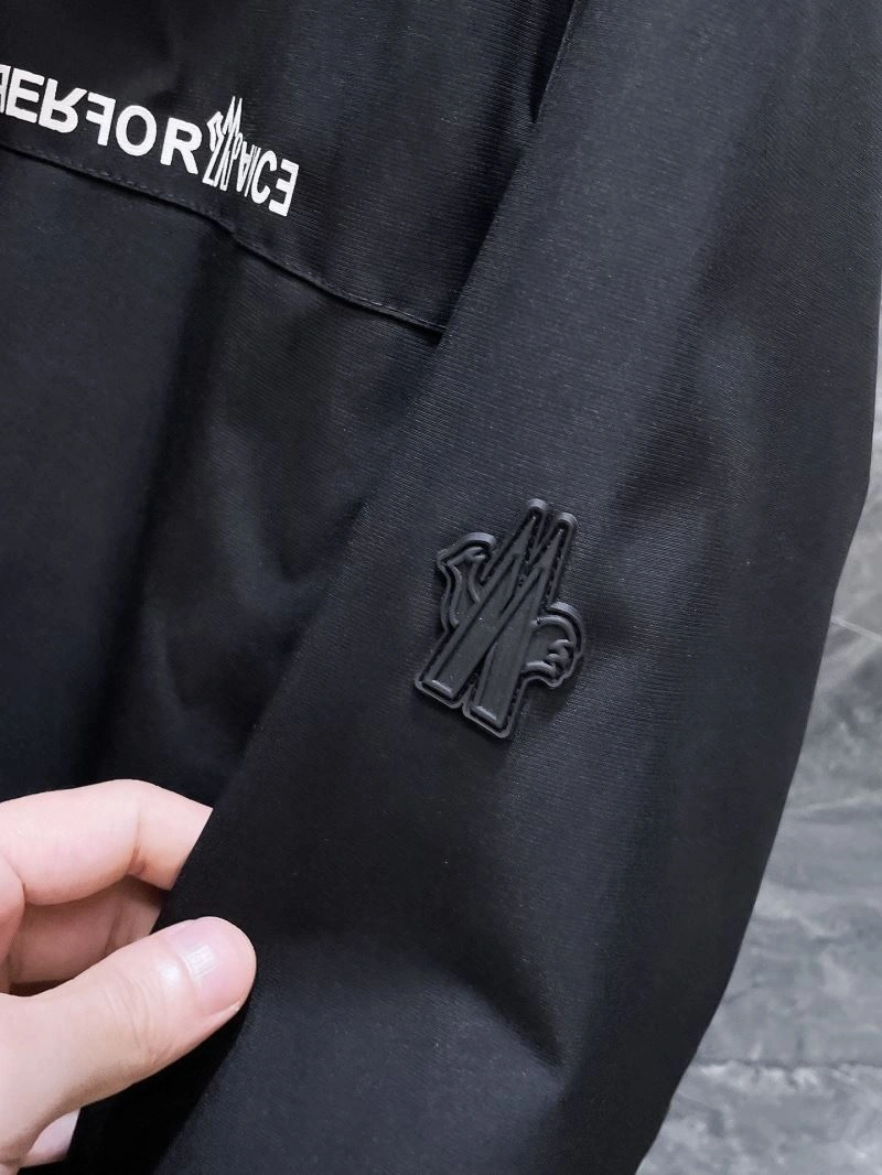 Official Moncler Outwear