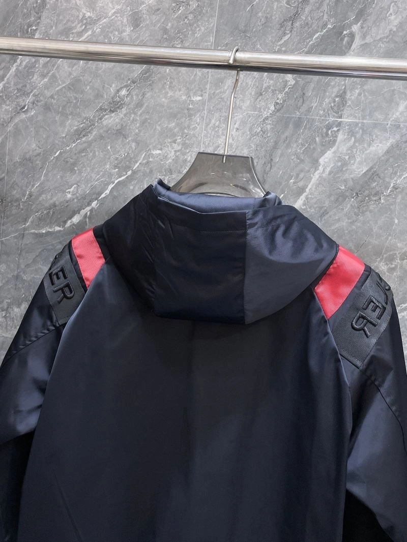 Official Moncler Outwear