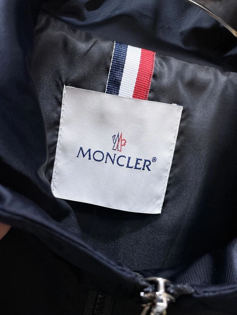 Official Moncler Outwear