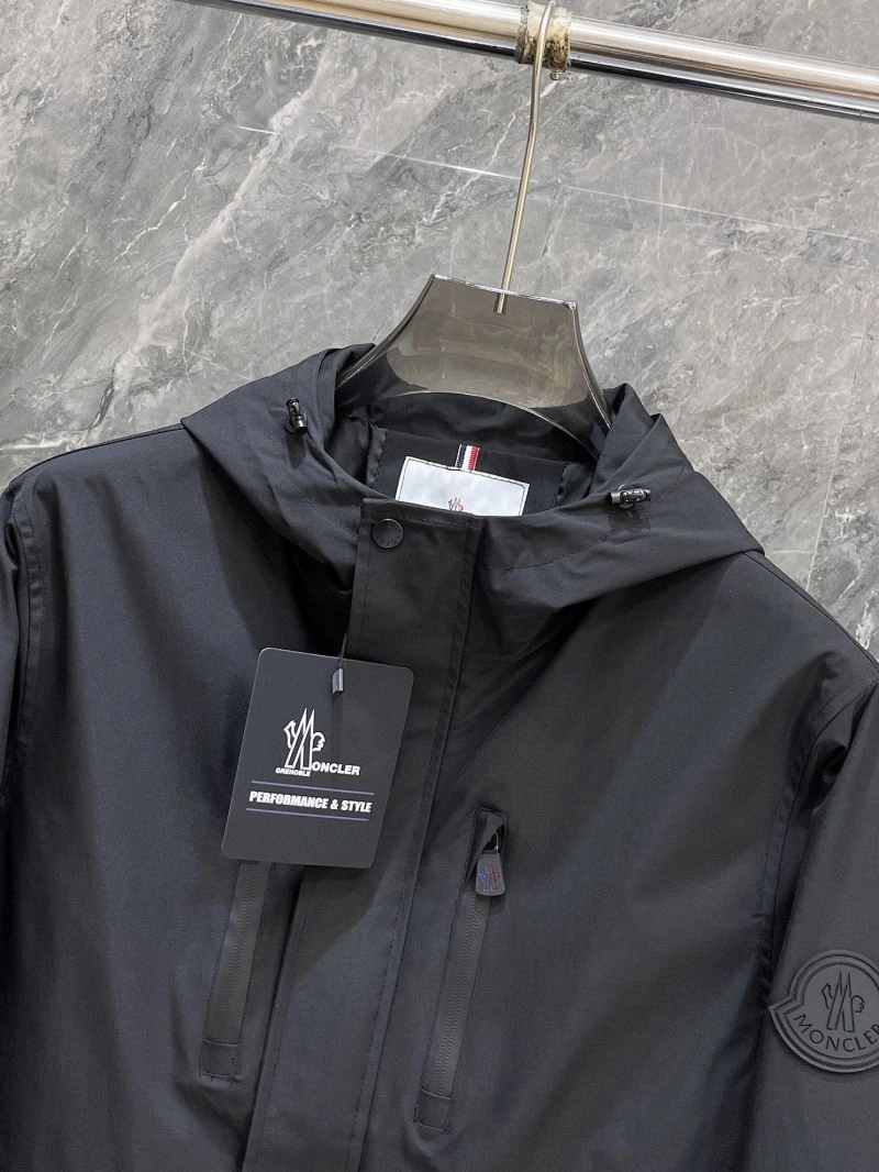 Bargain Moncler Outwear